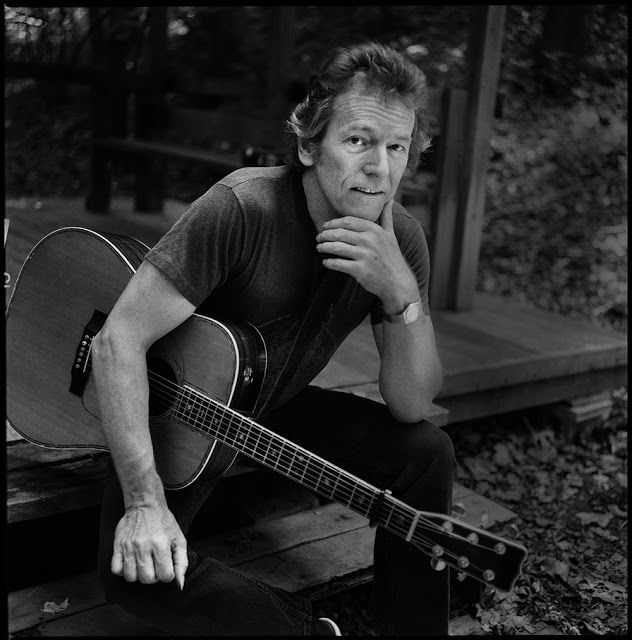 Gordon Lightfoot - The Wreck of the Edmund Fitzgerald - Golden Oldies Hits
