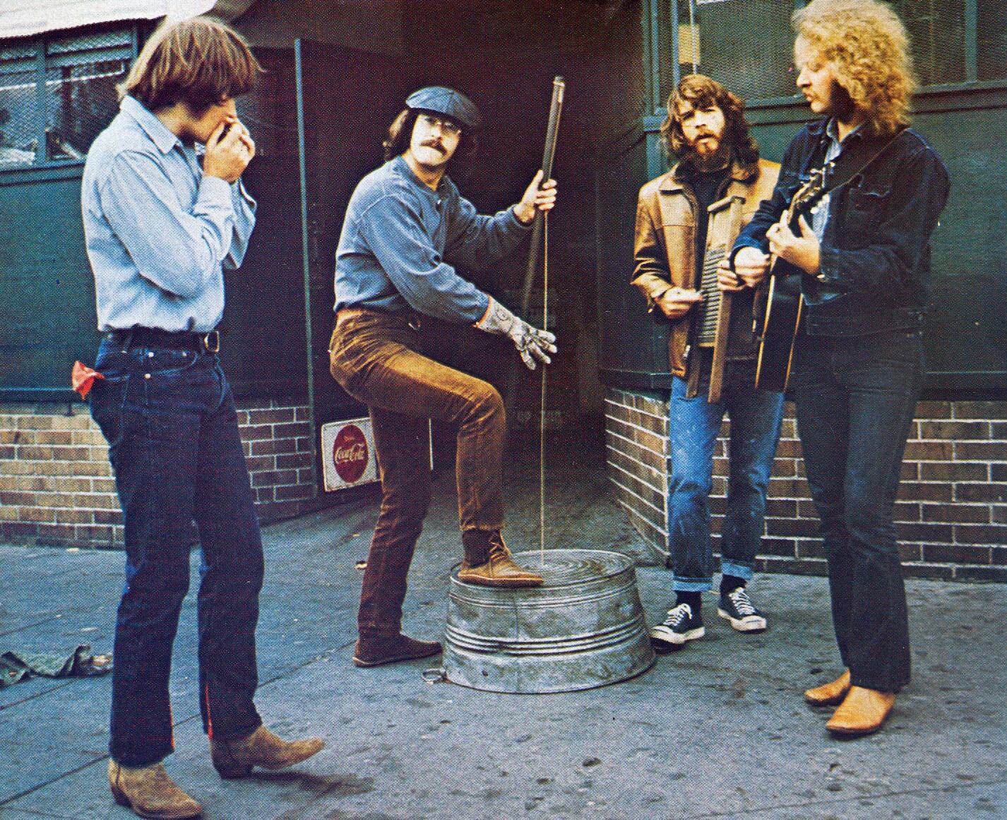Creedence Clearwater Revival - Keep on Chooglin' - Golden Oldies Hits