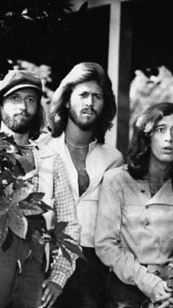 Bee Gees - Baby As You Turn Away - Golden Oldies Hits